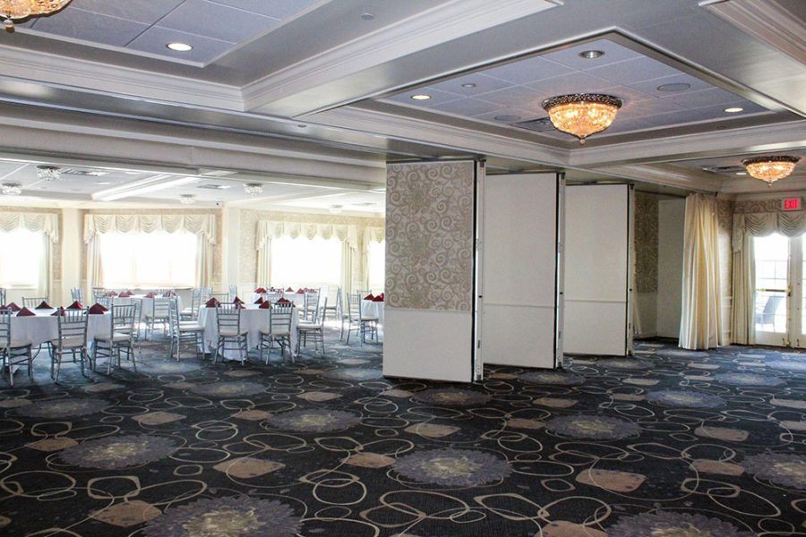 Springfield Country Club Gets Modern Makeover with Modernfold Acousti ...