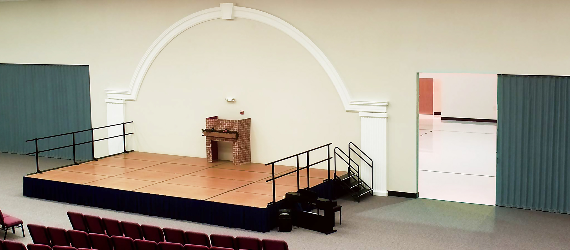 MODERNFOLD Accordion Doors by ModernfoldStyles