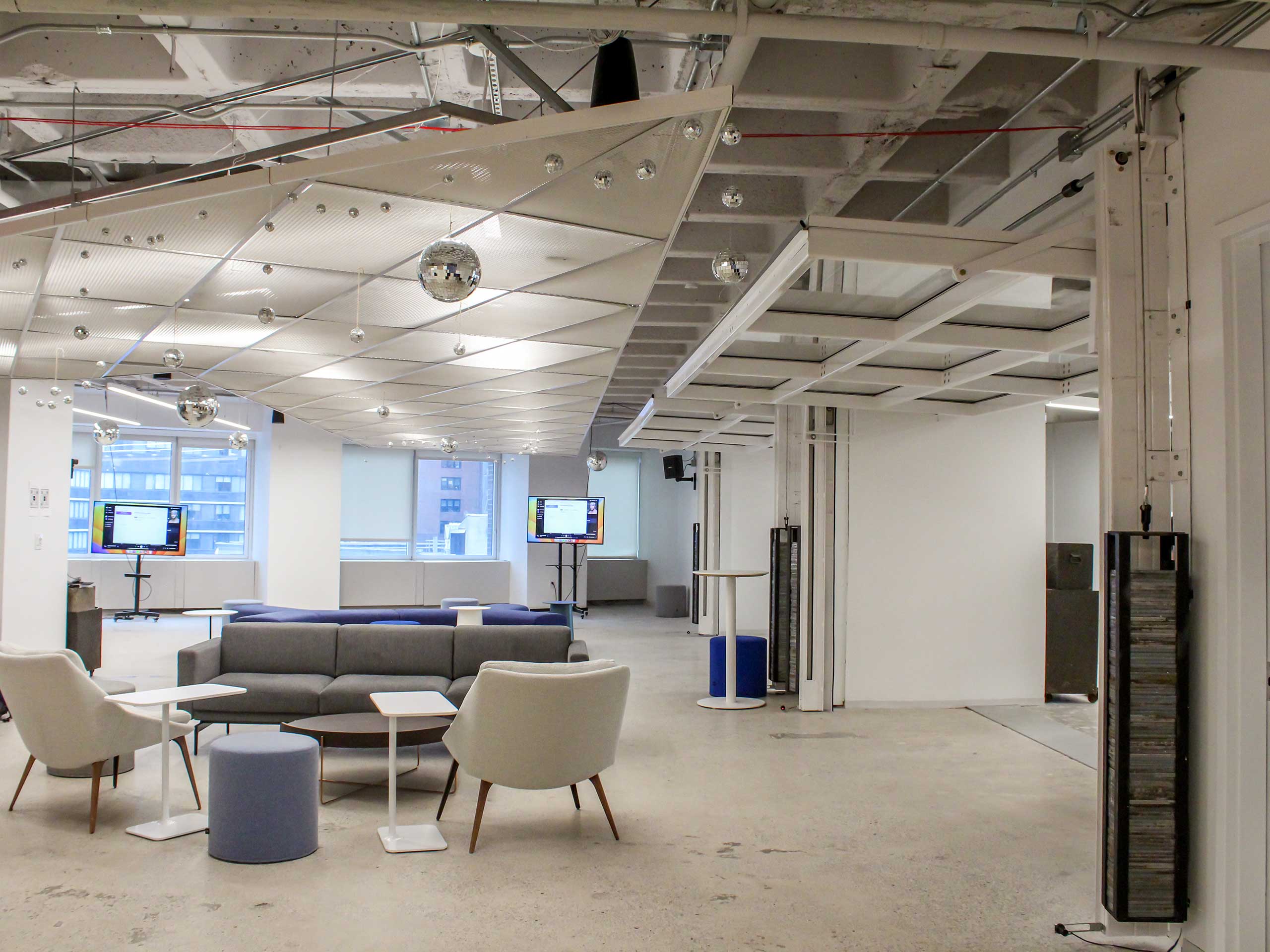 ModernfoldStyles Revamps Viam Robotics New York City Office