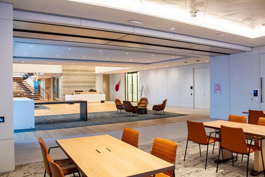 A Tale of Urban Sophistication: Blending Manhattan’s Views with ...