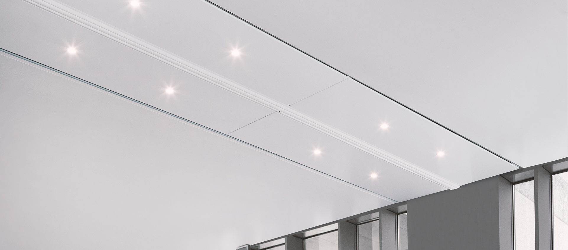 Vertical Retractable Acoustic Walls: Skyfold Zenith Premium Series